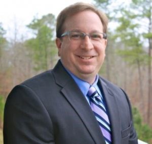 Revving Up the Renewals Process on the Customer Lifecycle Racetrack ...